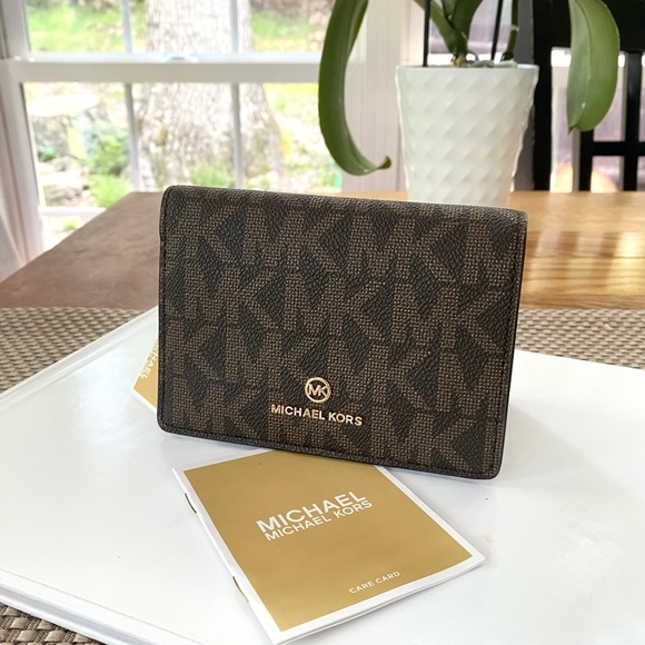 Michael Kors | Bags | Nwt Authentic Mk Monogram Billfold Wallet Brown ...